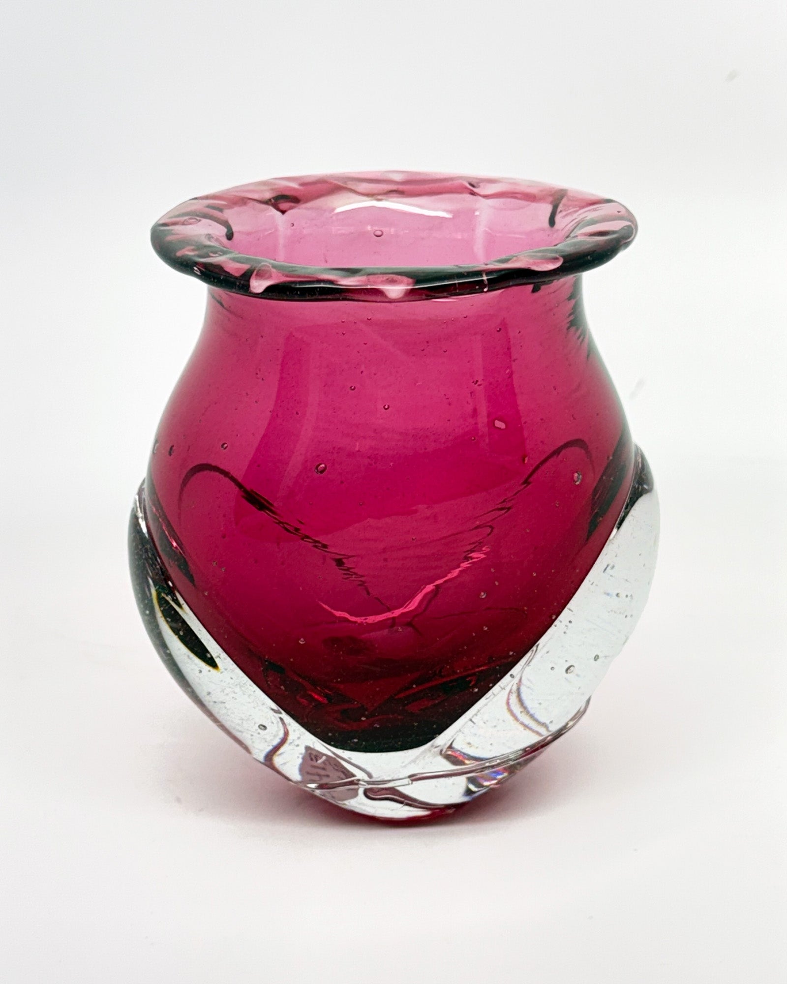 Vase - ruby red – 45 Degree
